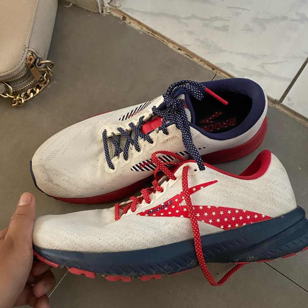 Brooks Running Shoes 4th Of July Releases - Gem